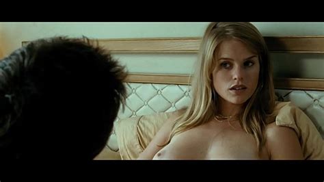 Alice Eve Crossing Over 1080p 01 Xxx Mobile Porno Videos And Movies