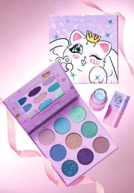 Палетка теней для мамы и дочки Glam Kitty 56762 купить по цене 699 руб — интернет магазин Faberlic