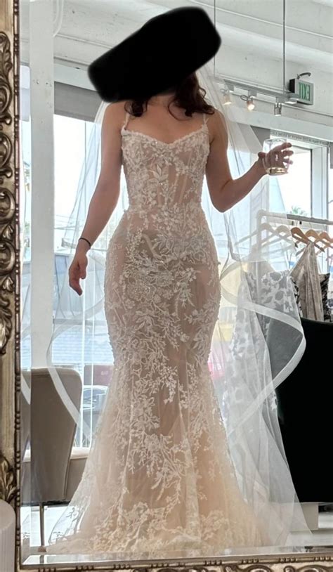 Bride To Be Finds The Wedding Dress Of Her Dreams But People Are Quick