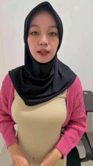 24 file(s) including FADHILAHRZK @HAUSLINK TELEGRAM 08.mp4 are shared from TE***OT - TeraBox
