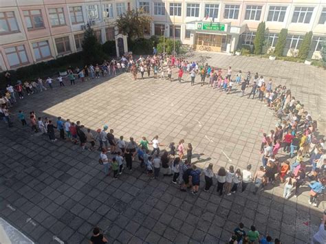 Възпитаници на гимназията по земеделие в Търговище с медали от състезанието „Млад фермер