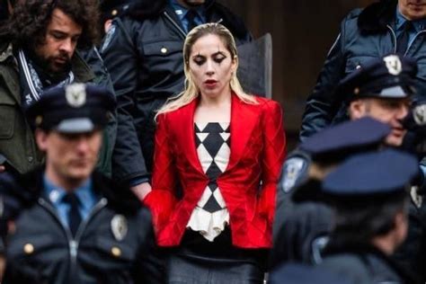 تصویر تازه از چهره و استایل تازه لیدی گاگا تور سریلانکا