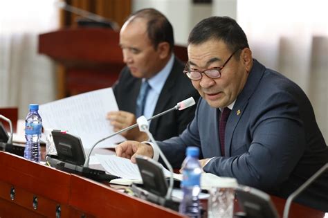 Л Оюун Эрдэнэ Иргэдийн амьдралын чанарыг дээшлүүлэхэд шинэ хороо анхаарах ёстой