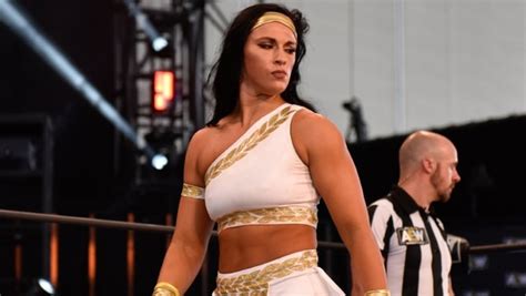 Top Indie Prospect Megan Bayne Under Contract With Aew Pwmania