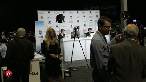 eyeing unstructured data emc throws isilon s weight behind cloudera