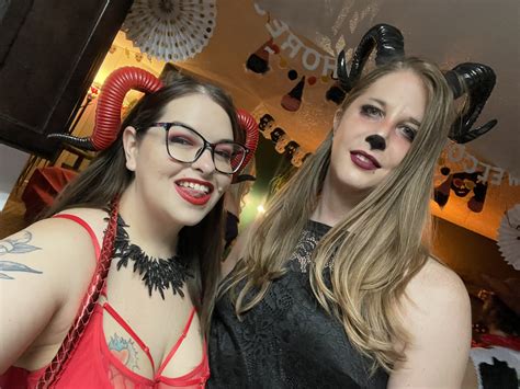 TW Pornstars 2 Pic Sydney Daddy Screams Twitter Spooky Season