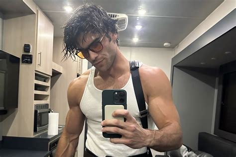 Chris Evans Leaked Honey Dont Jockstrap Scene Goes Viral Socialite Life