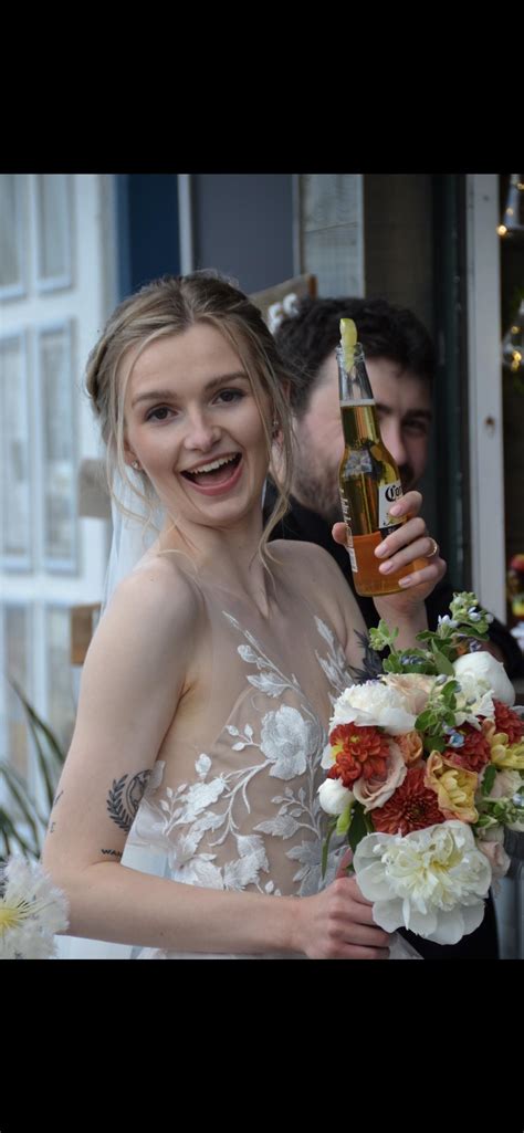 Could Somebody Please Edit Me Of Of The Background Of This Photo Of My