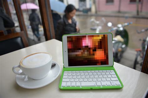 Man Wants To Marry His Porn Filled Laptop Ksdk Com