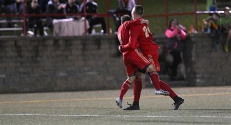 Soccer Masculin Rouge Et Or De Luniversité Laval