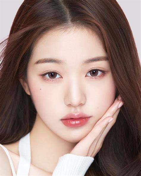 Fotografi Hitam Putih Riasan Wajah Gambar Wajah Woonyoung