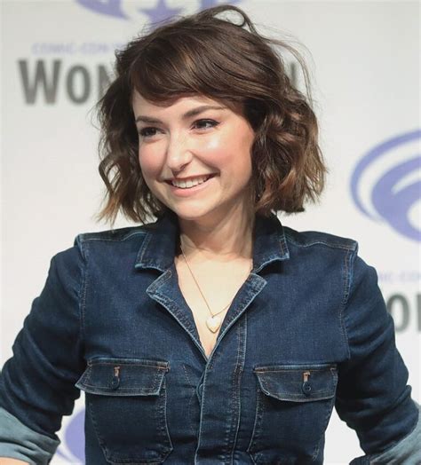 Milana Vayntrub Body Measurements Height Weight Bra Size