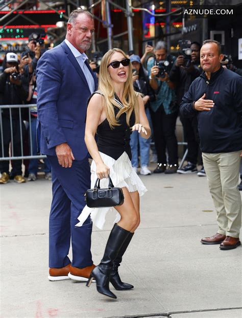 Sydney Sweeney Sexy Seen Showing Off Her Stunning Legs In Midtown Manhattan AZNude