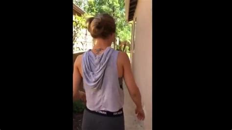 Risky Sex In My Neighbors Backyard With My Girlfriend Xhamster