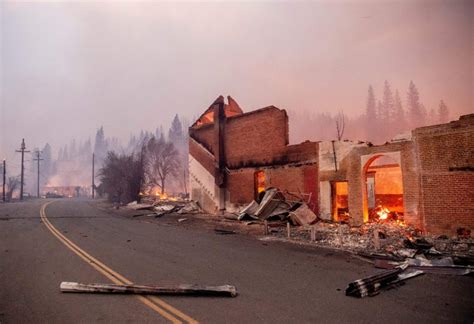 U S Wildfires Live Updates Dixie Fire Devastates California Town Of