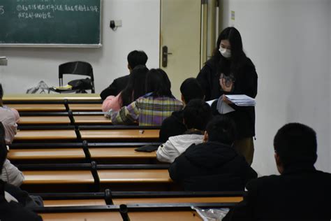 计算机工程系举办英语四六级模拟考试