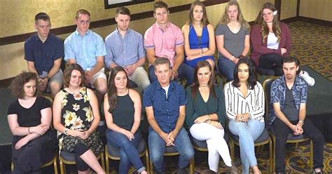 19 Siblings Await Their Sperm Donor Father Now Watch When He Opens
