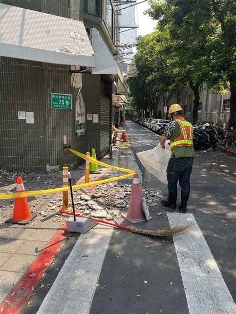 臺北市政府環境保護局 新聞稿 還市民乾淨市容 環保局迅速復舊地震災後市容環境 家中大型廢棄物待清運 請call環保局預約