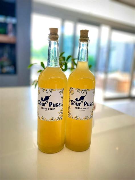 Consol Glass Challenger Bottle 30cm 750ml With Rl8 Cork Lid — The