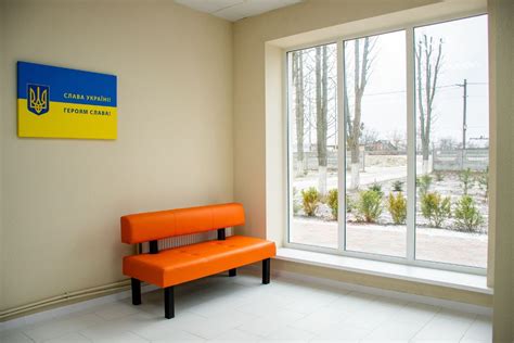 На Київщині відбудували зруйновану росіянами амбулаторію Вечірній Київ