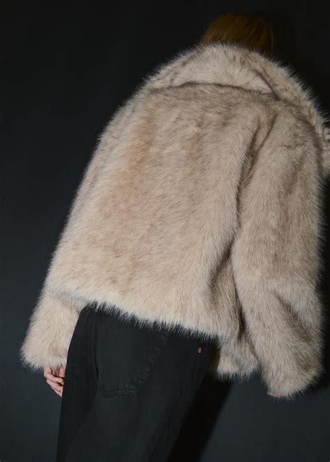 Vestes En Fausse Fourrure Pour Femmes Stradivarius France