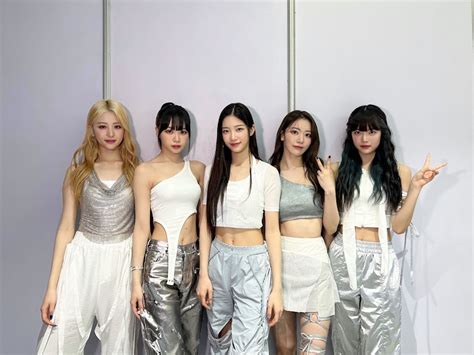 Le Sserafim Earns A New Nickname After A Viral Moment With Newjeans Hanni At The 37th Golden