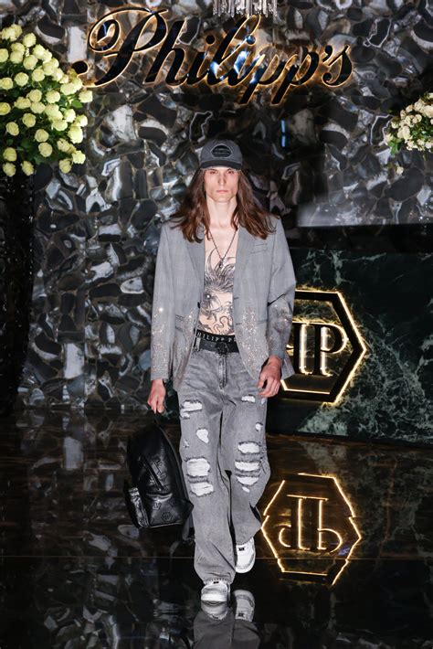 Philipp Plein Spring 2025 Ready To Wear Runway Fashion Show