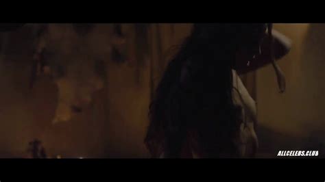 Eirini Karamanoli Und Joanna Lamb In Der Verlorenen Legion Xhamster