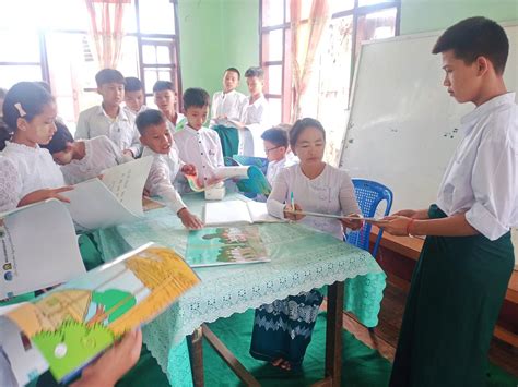 ပင်လုံမြို့၌ စာဖတ်ရှိန်မြှင့်တင်ရေး Mobile Library စနစ်ဖြင့် စာအုပ်စာစောင်များ အခမဲ့ငှားရမ်းခြင