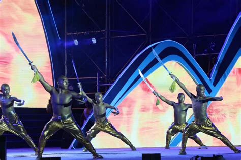 Performing Shaolin Kung Fu at the Tourism Festival in China – Shaolin Temple Monks Kung Fu ...