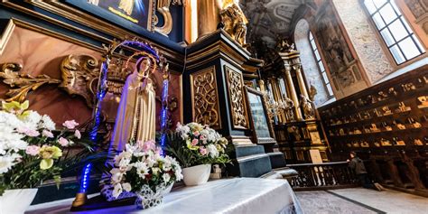 Церковний календар на березень 2023 — коли Великий піст Благовіщення дні ангела та інші свята Nv