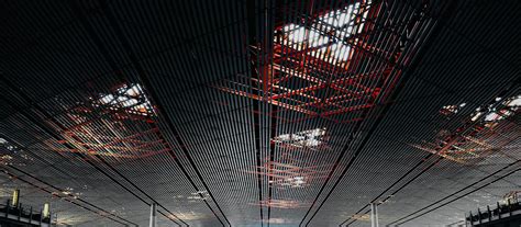 Red Metal Frame On Black Metal Frame Photo Free 中国 Image On Unsplash