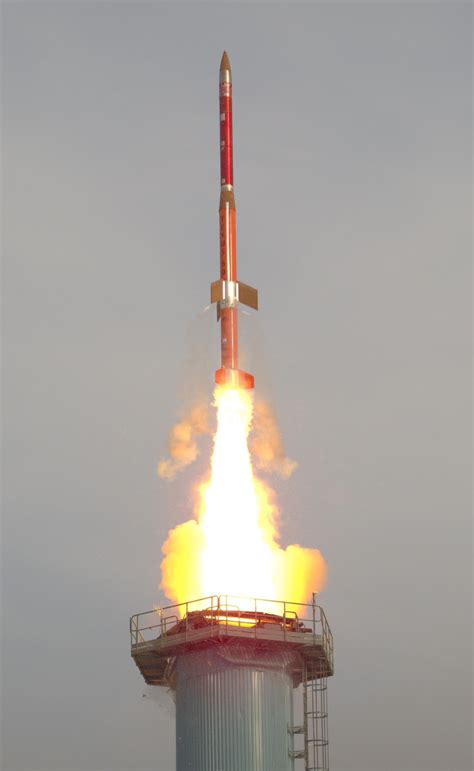 Space Experiment On Cool Flame Dynamics Combustion Dynamics Lab Tanabe Lab