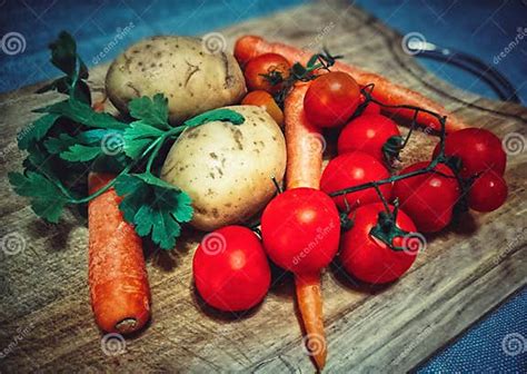 Coocking стоковое фото изображение насчитывающей томаты 113739758