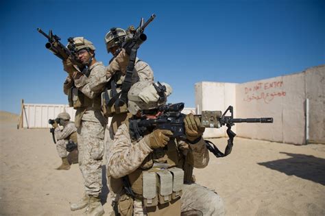 Dvids Images Unit Trains In 5th Fleet Aor [image 8 Of 13]