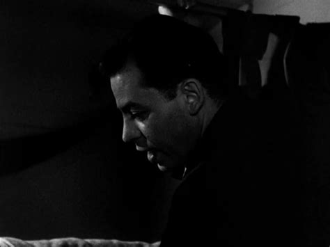 The Difference Between An Upper Berth And A Lower Berth Is The