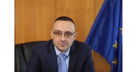 Шефът на пожарната Системата за ранно оповестяване не може да зависи от един човек