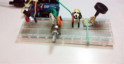 Arduino Uno Intermedio 08 Potenciómetro Buzzer Y Leds