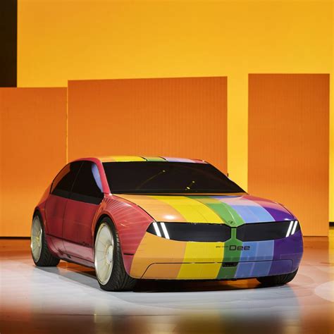 BMW S IX Flow Concept Car Can Change Colour At The Touch Of A Button