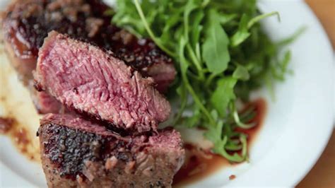 Нью-йорк стрип стейк (New York Strip Steak) - YouTube