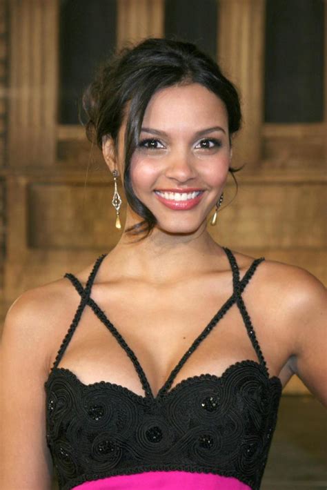 Jessica Lucas Cloverfield Sofia ༊·˚ Mirafromnowhere