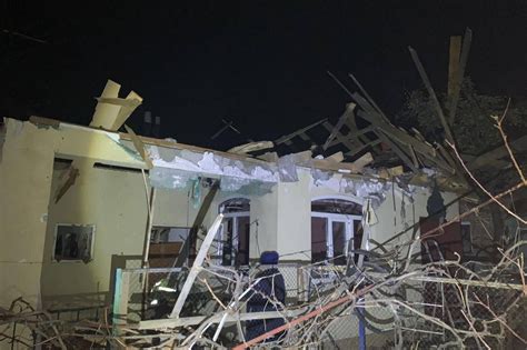 Двоє поранених 55 будинків коледж РАДС автівки мер Нікополя розповів про наслідки нічного