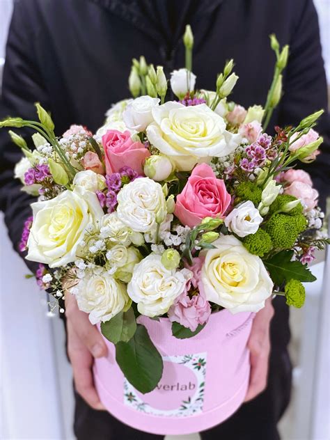 ვარდები თბილისში მიტანის სერვისით