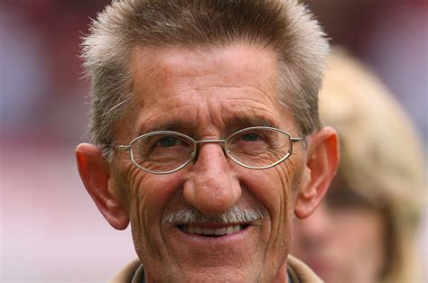 Barry Chuckle One Half Of The Chuckle Brothers Has Died At Age 73