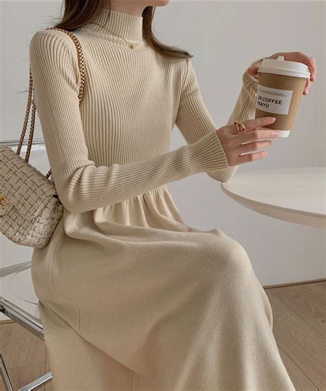 포앤바이앤 반목 슬림 니트 원피스 터틀넥 반폴라넥 골지 단색 주름 A라인 미디 심플 베이직 데일리 원마일웨어 집앞룩 맘룩 가을 겨울