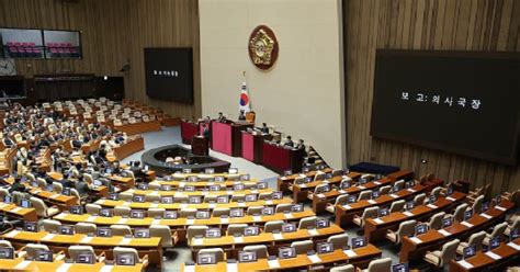 野박성준 與 어느 나라 의원인가…尹 탄핵안 표결 7일 가능성