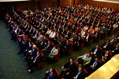 Л Оюун Эрдэнэ Авто замын бүтээн байгуулалтыг хөгжлийн бодлоготой уялдуулж төр хувийн хэвшил