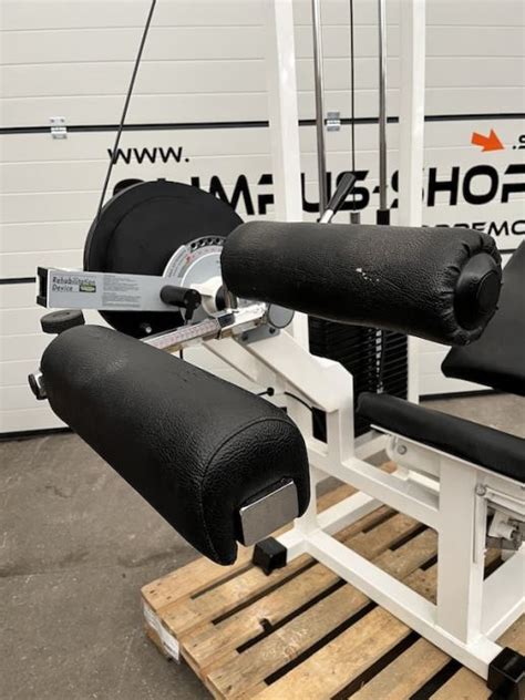 Technogym Isotonica Seated Leg Curl