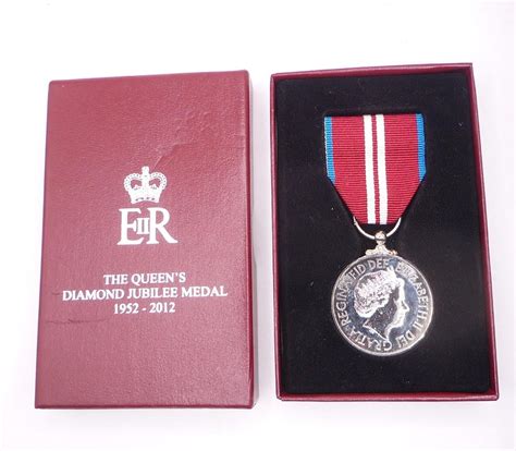 Queen Elizabeth Diamond Jubilee Medal 2012 In Toye Kenning And Spencer Box Etsy