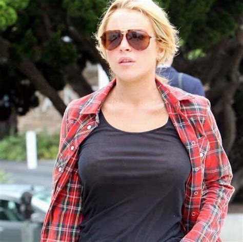Hollywood Celebrities Without Bra Photos Various Hot Photos
